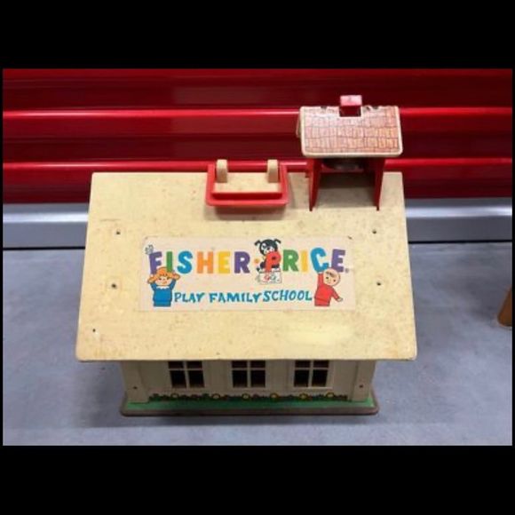 Fisher-Price | Toys | 973 Fisher Price School House Used Vintage ...